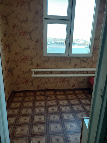 Сергили 8 а ,2 хона 70 КВ.м 350$