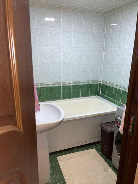 Продаётся на Карасу-2 3/2/5