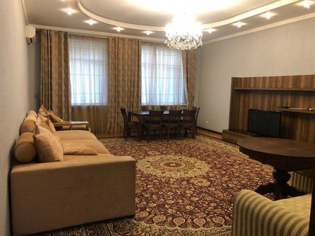 New building in center metro oybek 4 room 3 bedroom 2 bathroom