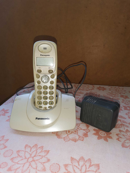 Радио телефон Panasonic KX-TG 1105 Rus