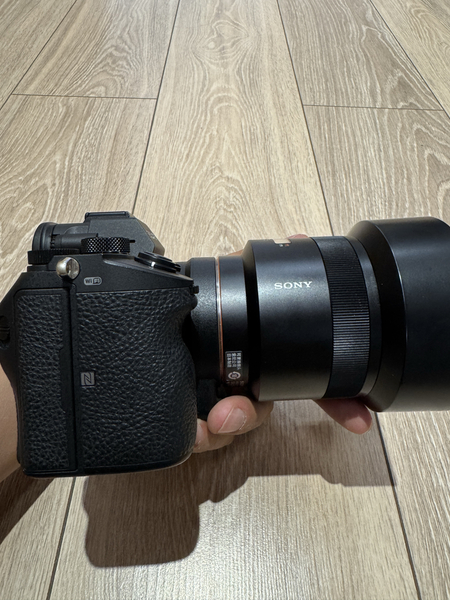 Sony alpha 7 iii body va lens