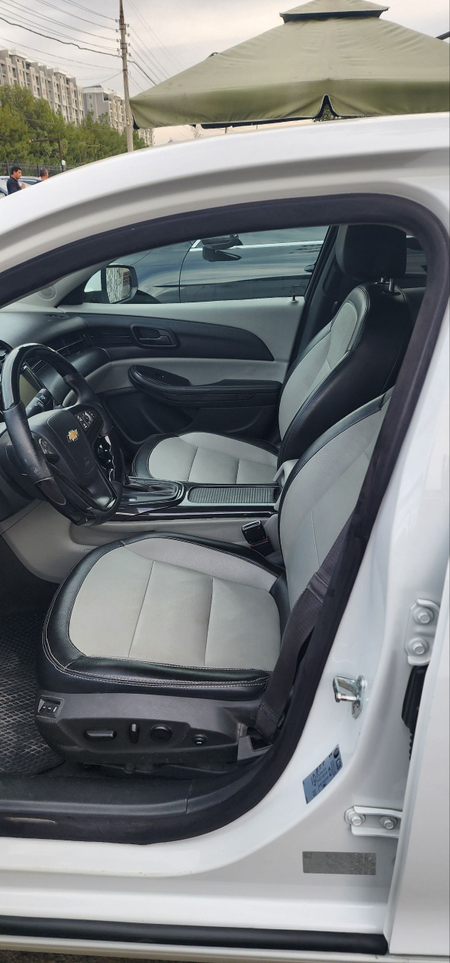 Hyundai Elantra full