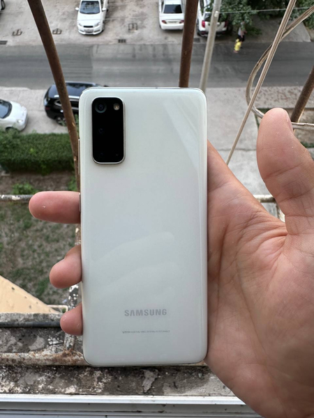 Samsung s20 5g..