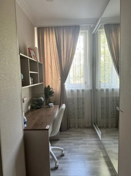 Ойбек 2в3/3/4 Балкон 2*6м² Общ пл  60м²