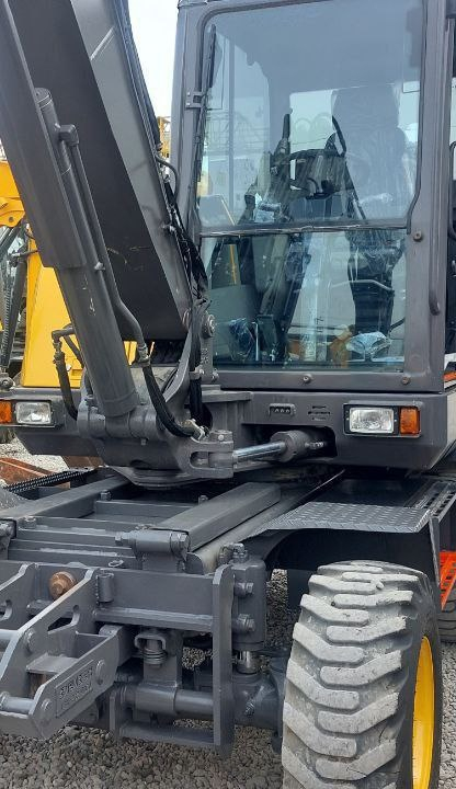 Экскаватор VOLVO EW60E сотилади