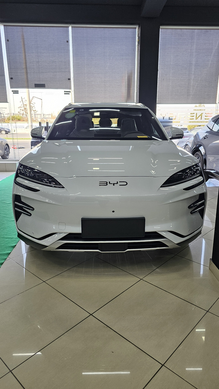 BYD CHAMPION HONOR FULL \\n2025 restaling \\n\\n> Yili : 2024\\n> Elektromotor