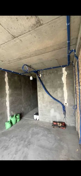 Продается квартира в новостройки 4/5/6 на  Юнусабадском районе (J3006)