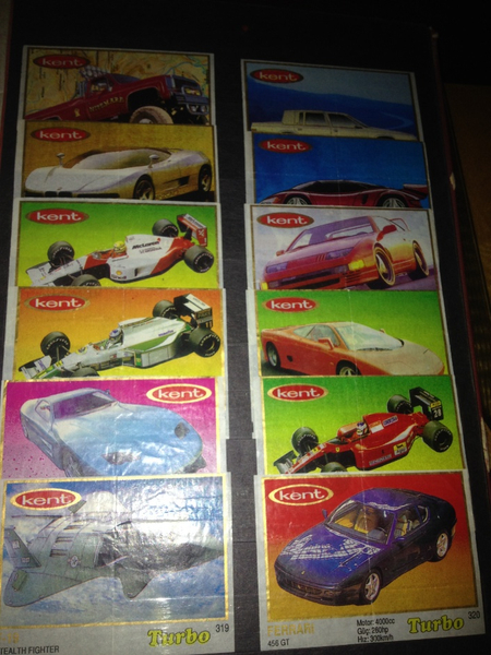 Продаётся альбом с 3 коллекциями вкладышей жевательной резинки Turbo !