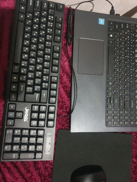 Noutbuk acer ideal
