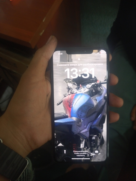Iphoni xs  narxi