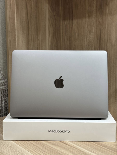 MacBook Pro 2020 M1 8/256