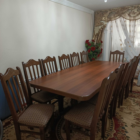Стол стул для гостиной