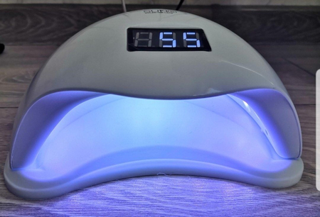 НОВАЯ led лампа для маникюра  Sun 5