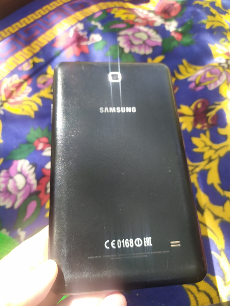 Планшет Samsung galaxy Tab SM-T231 сотилади