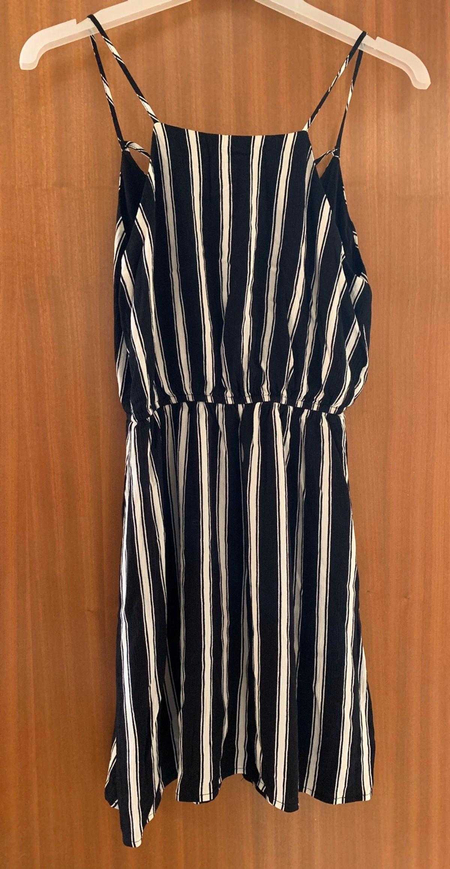 Платье forever 21