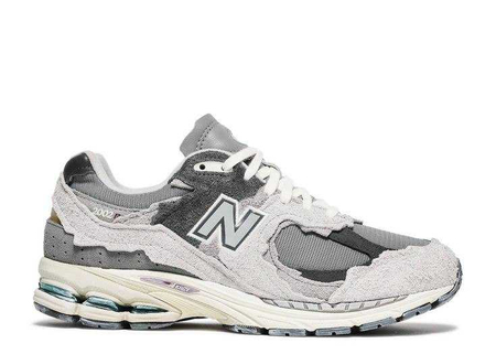 New balance 2002r