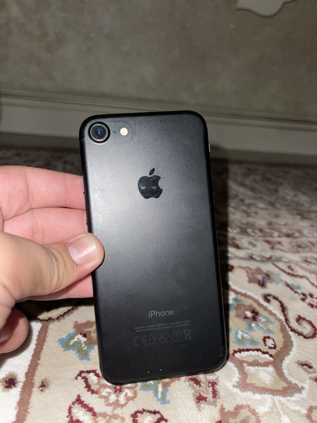 Iphone 7  128 gb