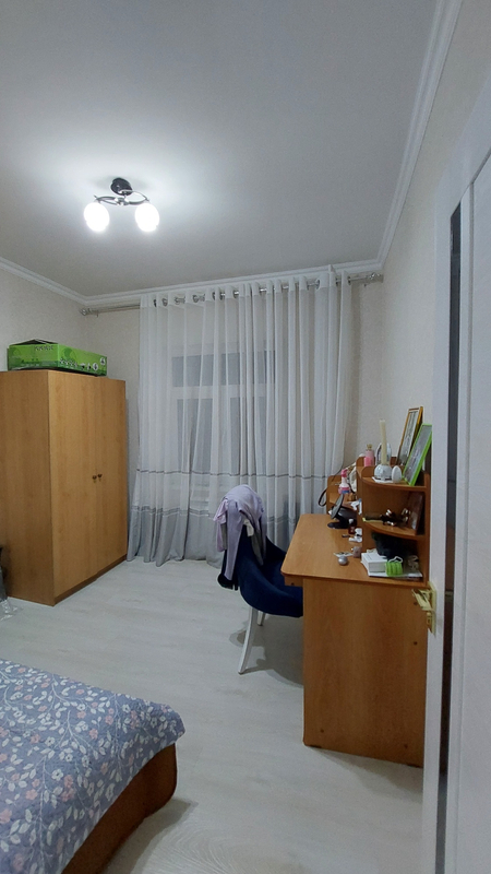 4-х комн. квартира (4/3/5) в Сергели-3. Метро \\\
