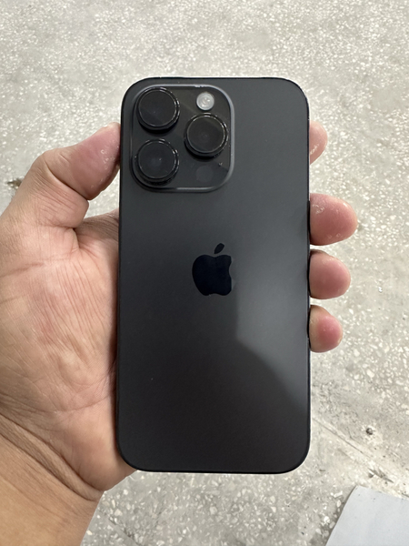 iPhone 14 pro black