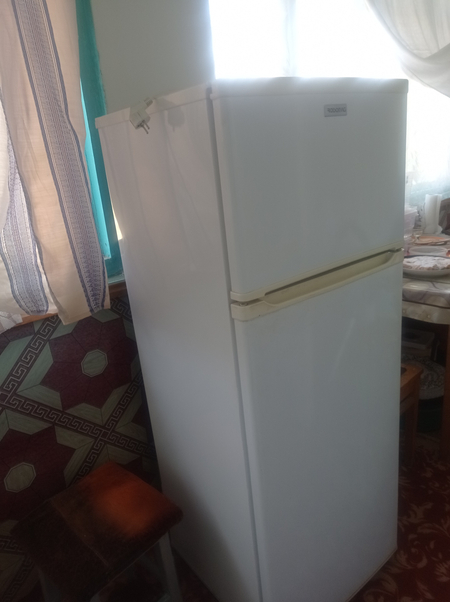 Продам холодильник NORD б/у цена 150&