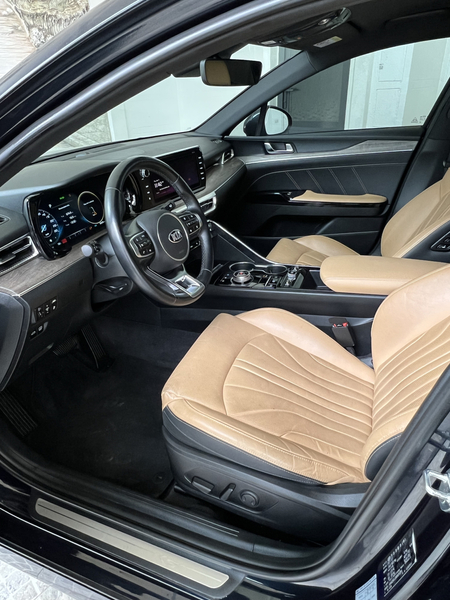 Продаю kia k5 gibrid