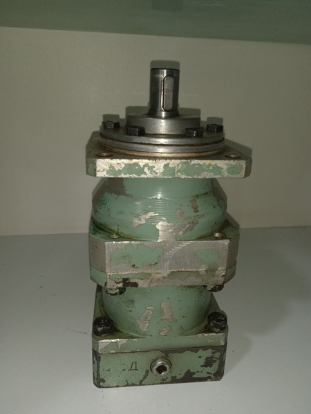 Gidravikmotor turli oʻlchamlaridan bor
