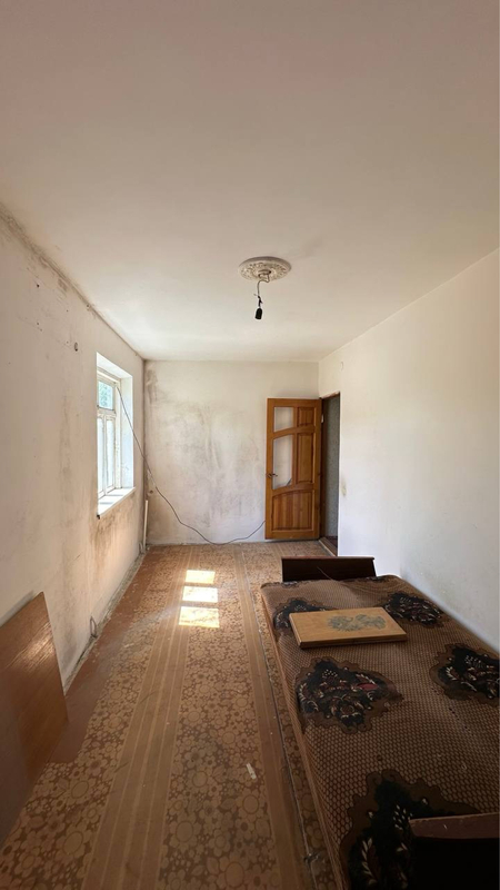 Продается 2 ком. Квартира в Микрорайоне ор. 1 остановка