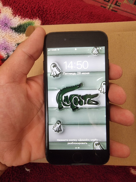 Iphone 7 128 gb .