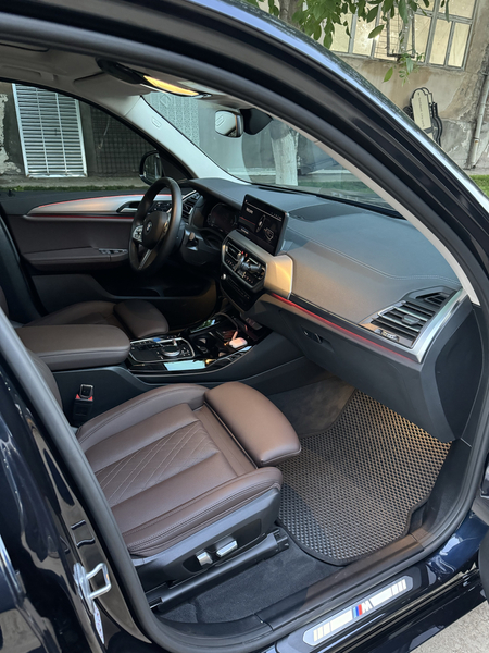 Продается BMW IX3