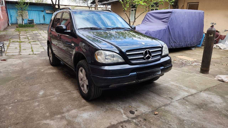 Mercedes-Benz МЛ 112