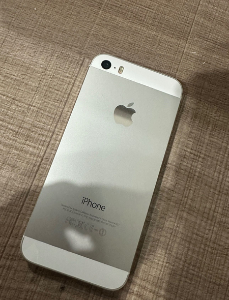 IPhone 5s серебристый
