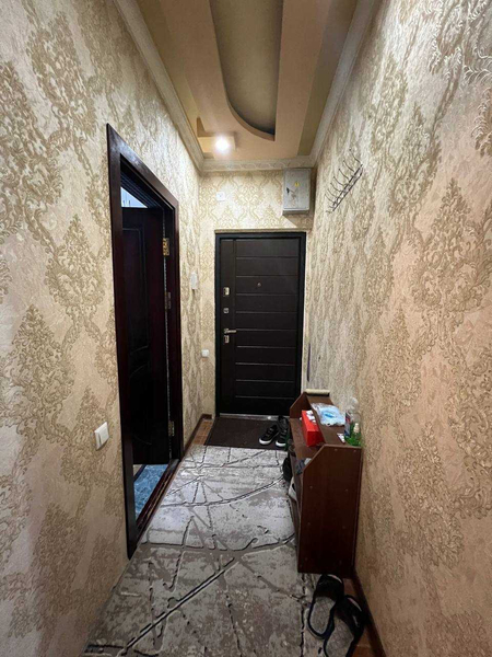 Ташсельмаш 2/3/4 с ремонтом 54 м², зеркальные комнаты