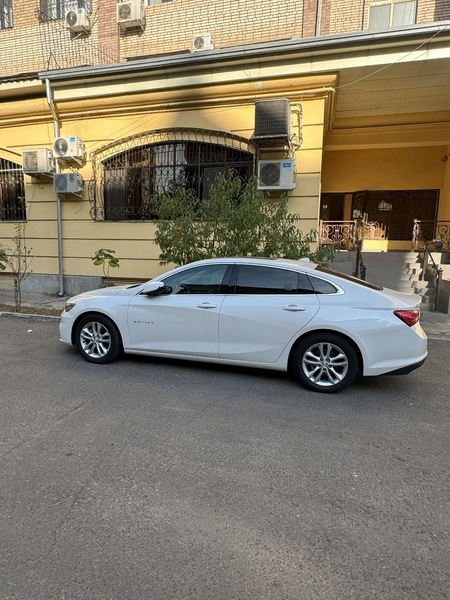 Малибу 2 2,4 мотор