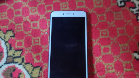 Redmi 4x xolati yaxshi ekrani sinmagan