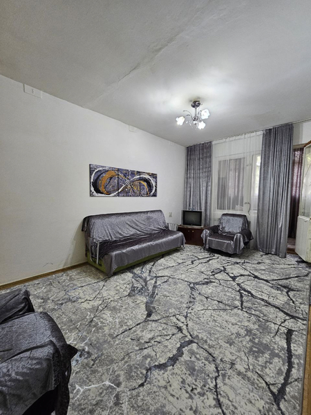 Продам квартиру 1в2/1/4 на Ташсельмаш