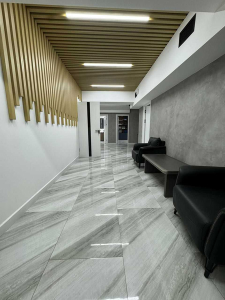 Сдаётся в аренду 500 м². нежилое помещение в Юнусабадском районе.