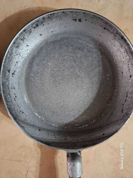 Сковородки советские.