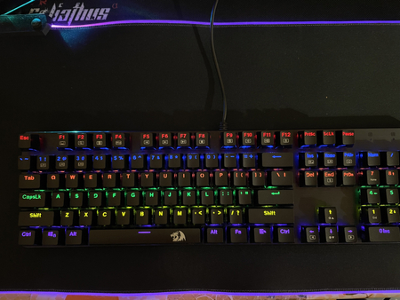 Мега скидка механическая клавиатура Redragon с RGB подсветкой