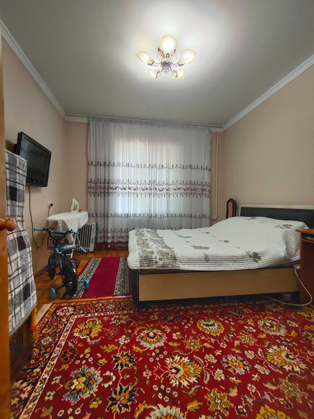 Срочно продам 2ком квартиру.Феруза 2,Напротив ЭКО базара