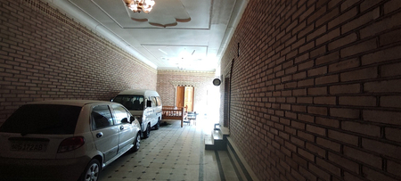 Uchastka sotiladi