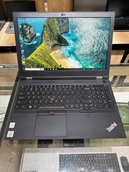 Lenovo ThinkPad P15 Core  i9-10885H озу32гб 512ssd Nvidio RTX 5000