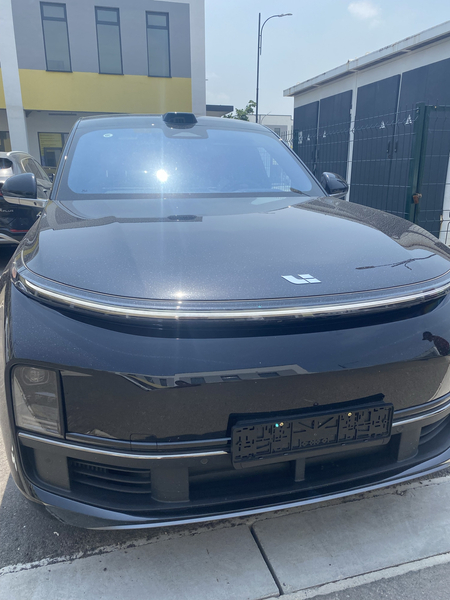 Lixiang L9 nalicida bor