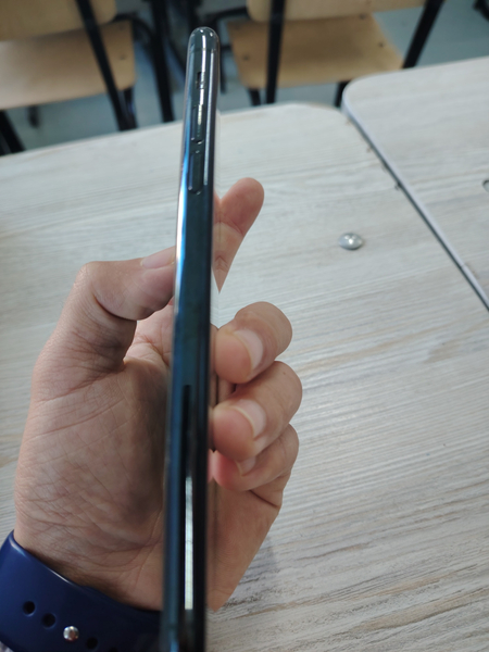 IPhone 11pro max 128 srochni sotiladi