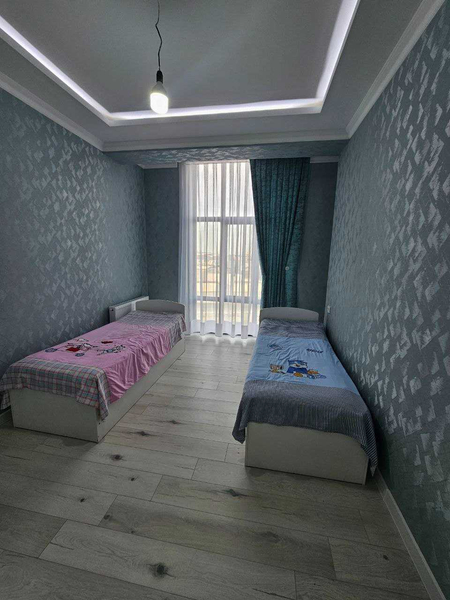 3 xonali 110m² 4-qavat uy sotiladi