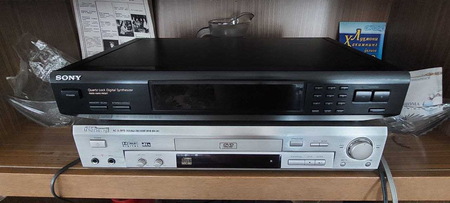 Продам ФМ cтерео тюнер Sony St-661