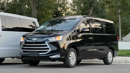 JAC M4 11 ориндикли минивен сотувда газ+бензин