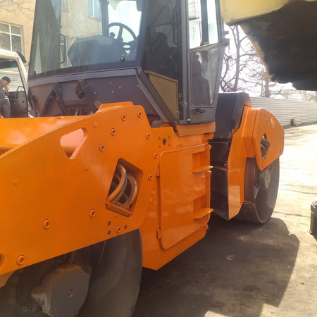 Каток HAMM HD 110