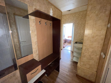 ТТЗ-2.    2-комн.  квартира.    42 м2.