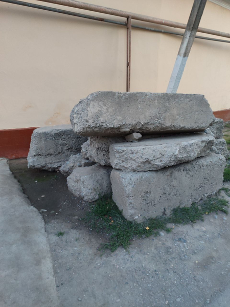 Betoʻnlar Zarur Odamga bekorga beriladi