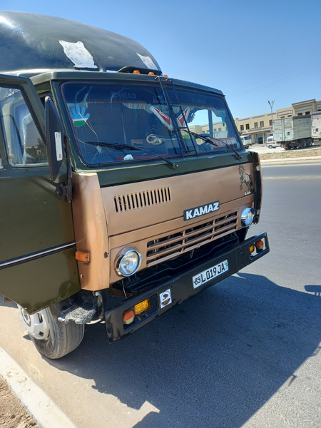 Kamaz va pritsep